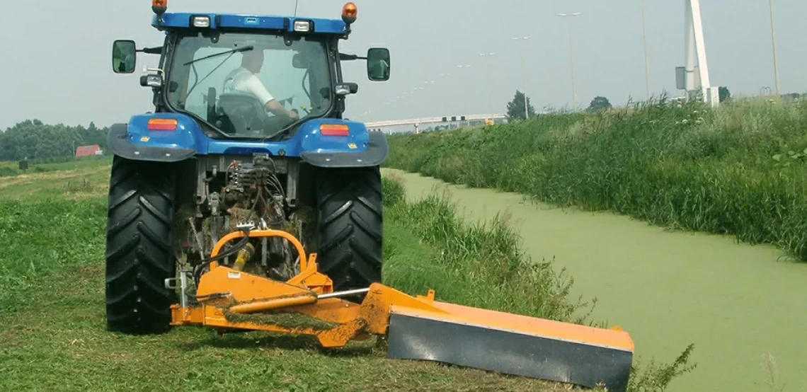 Roadmaster 02S | Mastenbroek Environmental Ltd